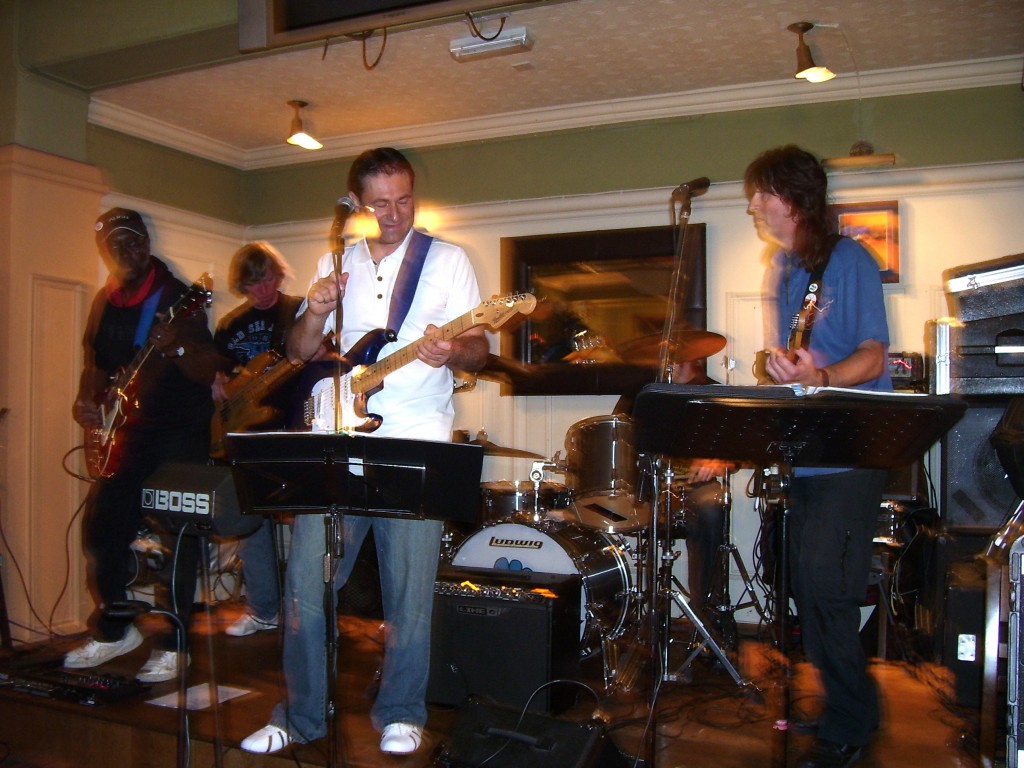 Matthew and Marco pass their MOT – RKmusic